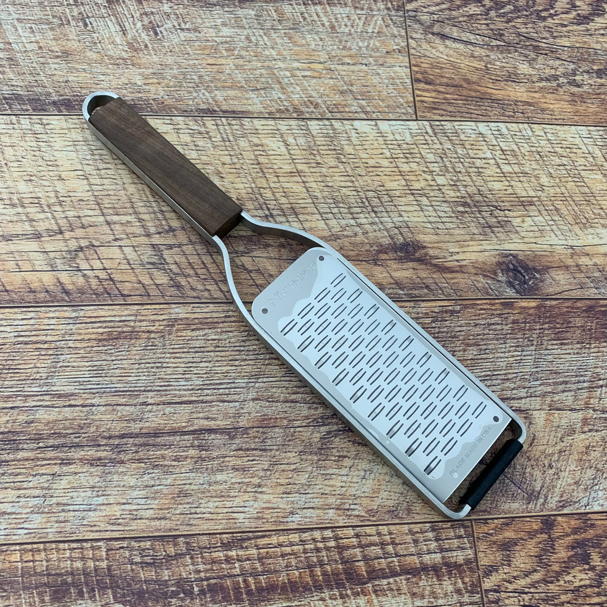 Microplane Master Series Ribbon #43302– Knives for Chefs